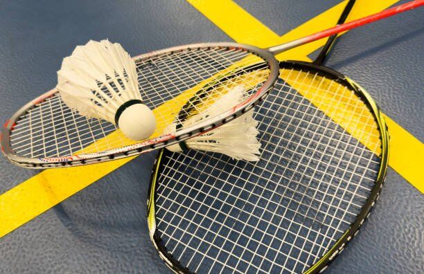 Ultimate Guide to Tennis Racket Sizes with a Sizing Chart - padel ...